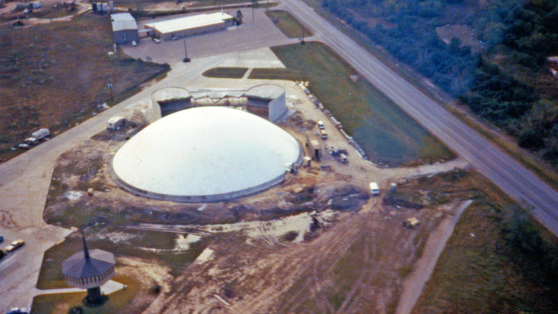 Hillside's Concrete Dome Church: The Perfect Solution for Inspiration ...
